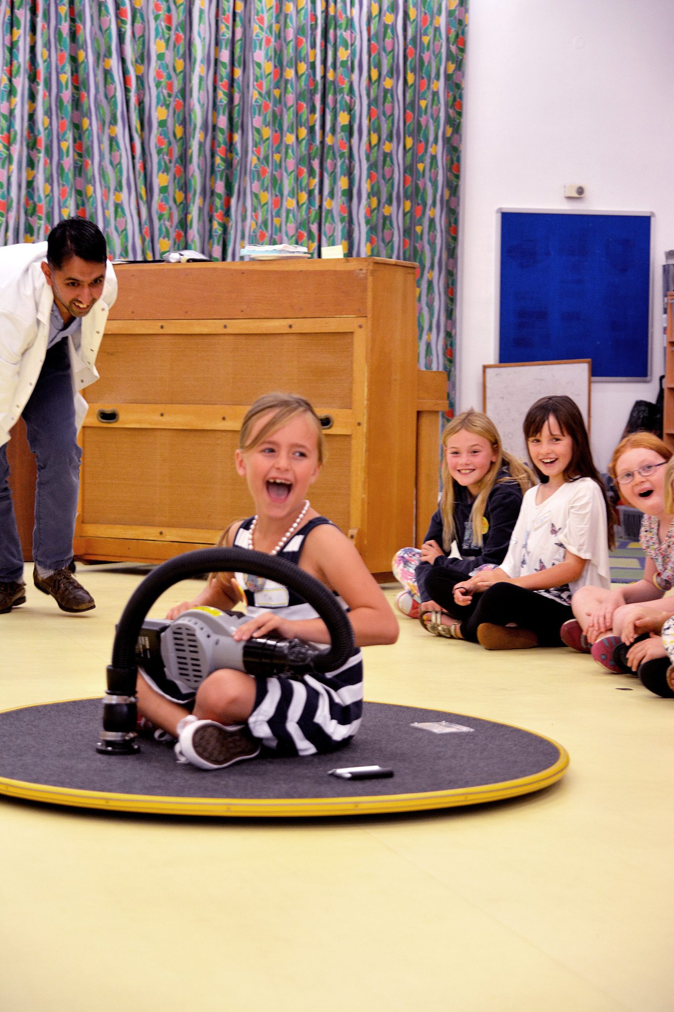 Science Entertainer | Fun & Educational Shows for Kids